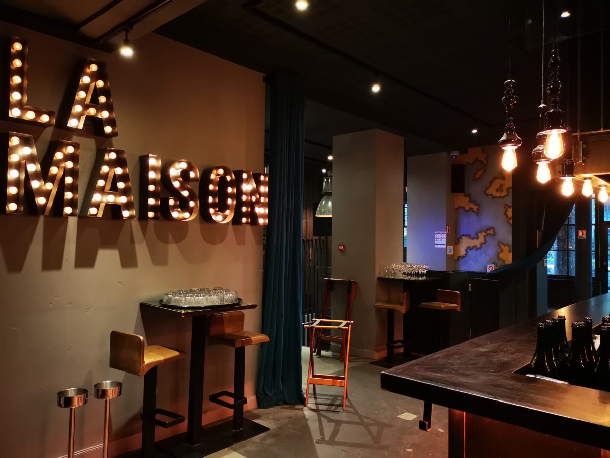 Mobilier professionnel restaurant, café, bar I Distrid'Or